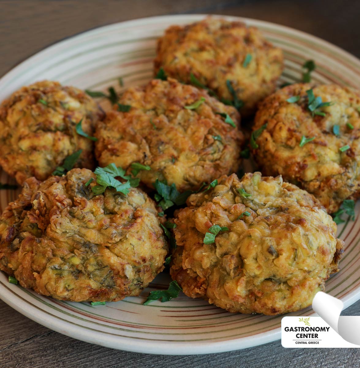 Ρεβιθοκεφτέδες - Taste Central Greece